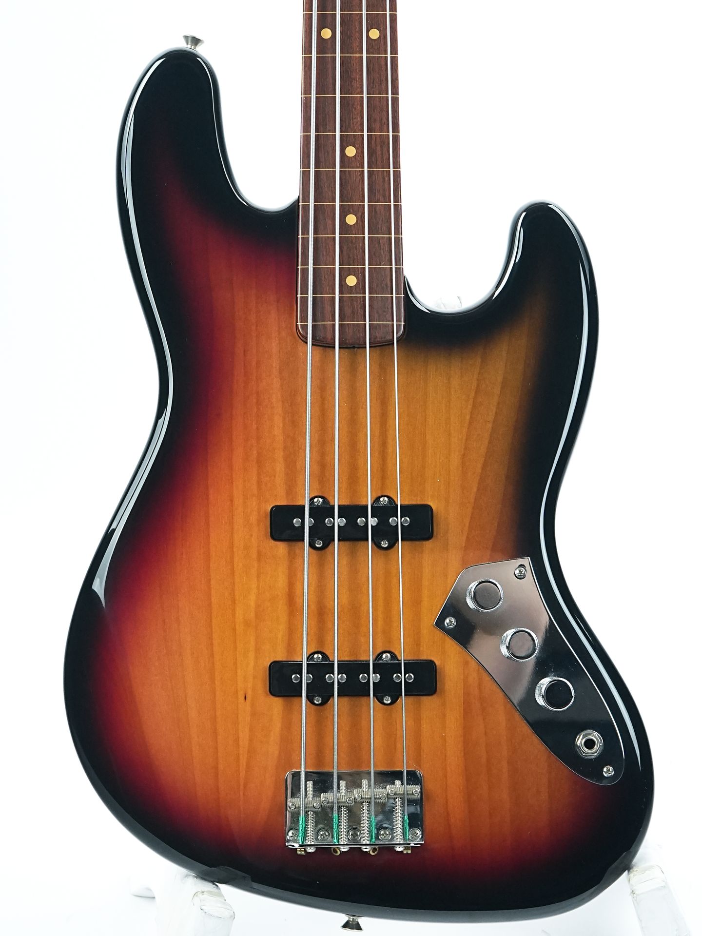 Fender Jaco Pastorius Jazz Bass Sunburst 2006 | The Fellowship of Acoustics